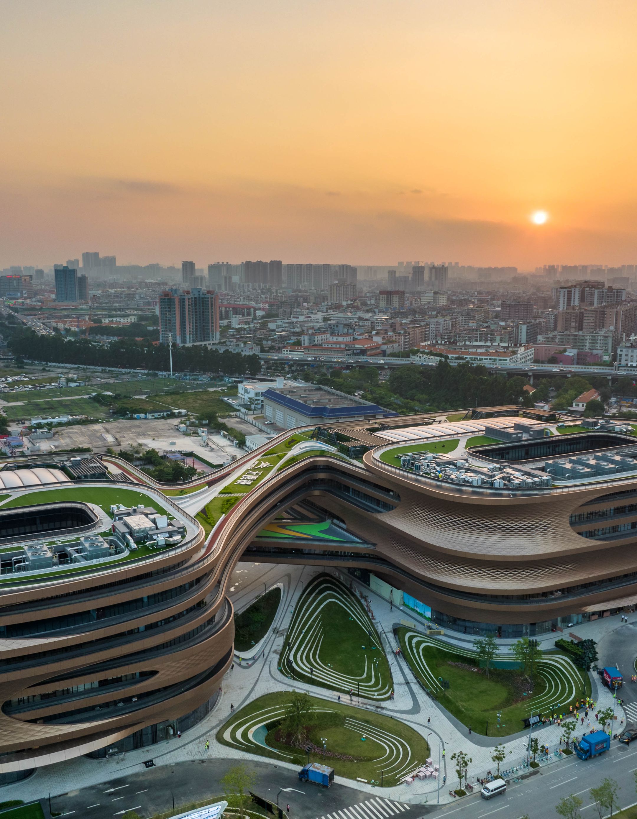 Health and Wellness Headquarters: Infinitus Plaza, Guangzhou, China ...