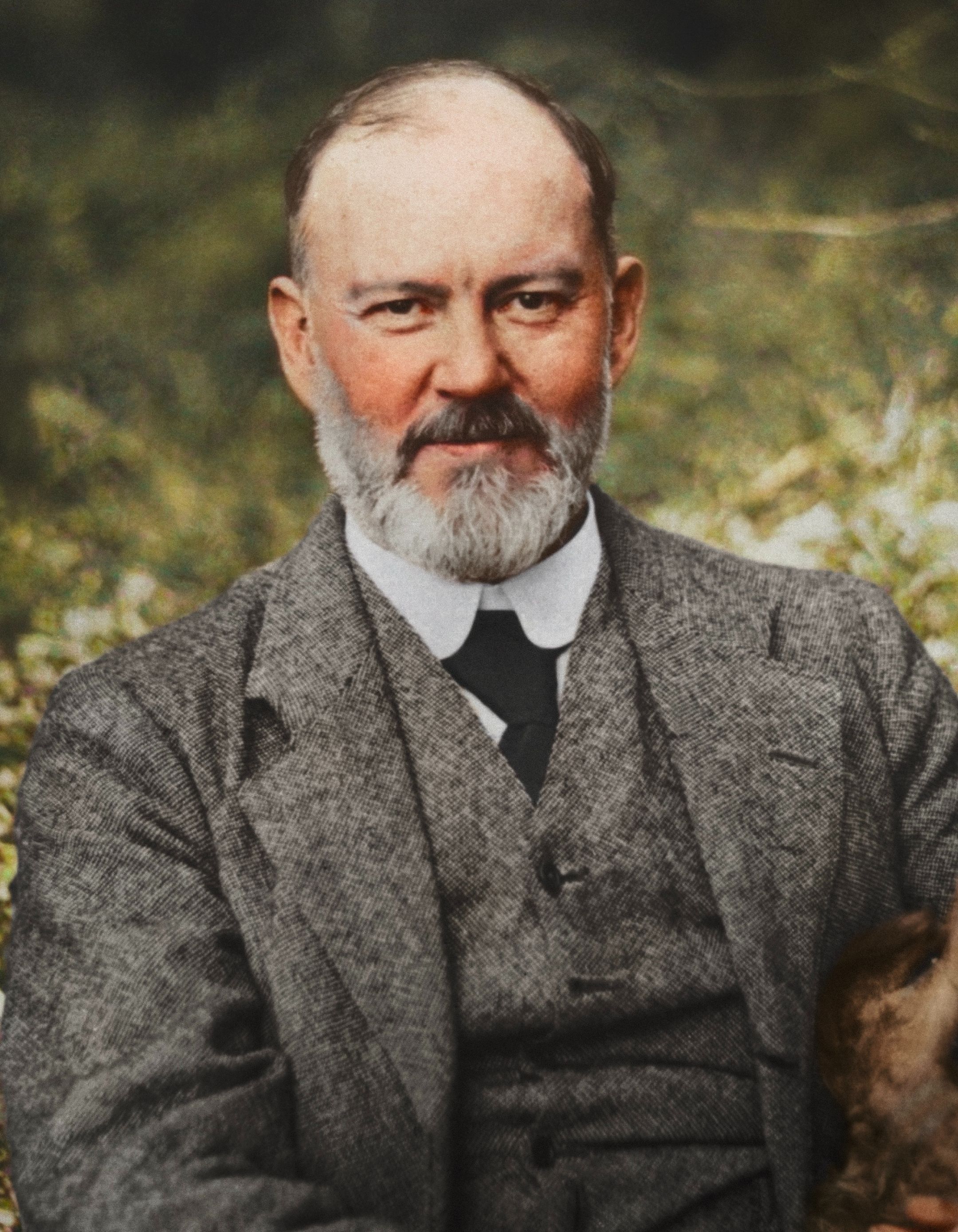 Inspiring greatness and values - The extraordinary history of Rolls-Royce