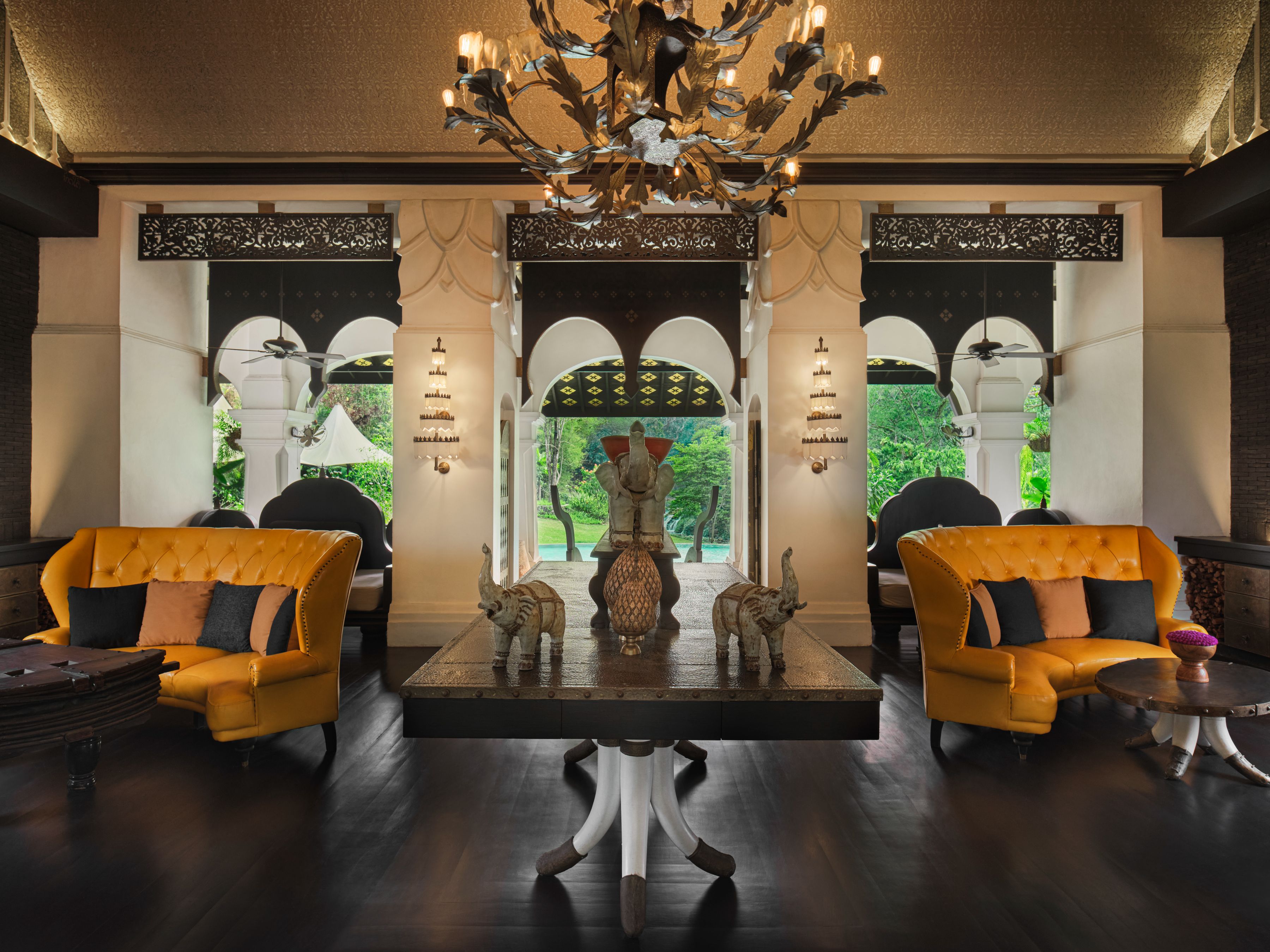 Create an authentic and exquisite journey of discovery and design with the rich local landscape ...